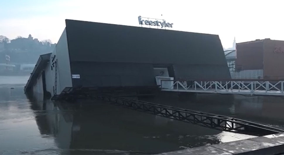 Pogledajte kako jutros izgleda potonuli beogradski splav Freestyler
